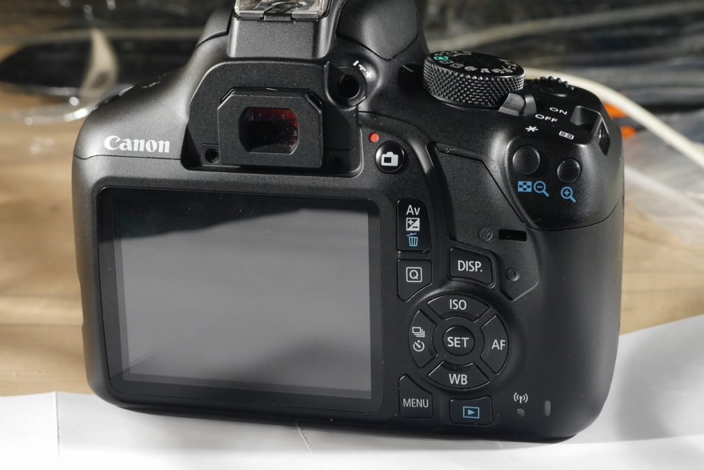 Turning Canon 1300D to a Full Spectrum Camera - Full Spectrum